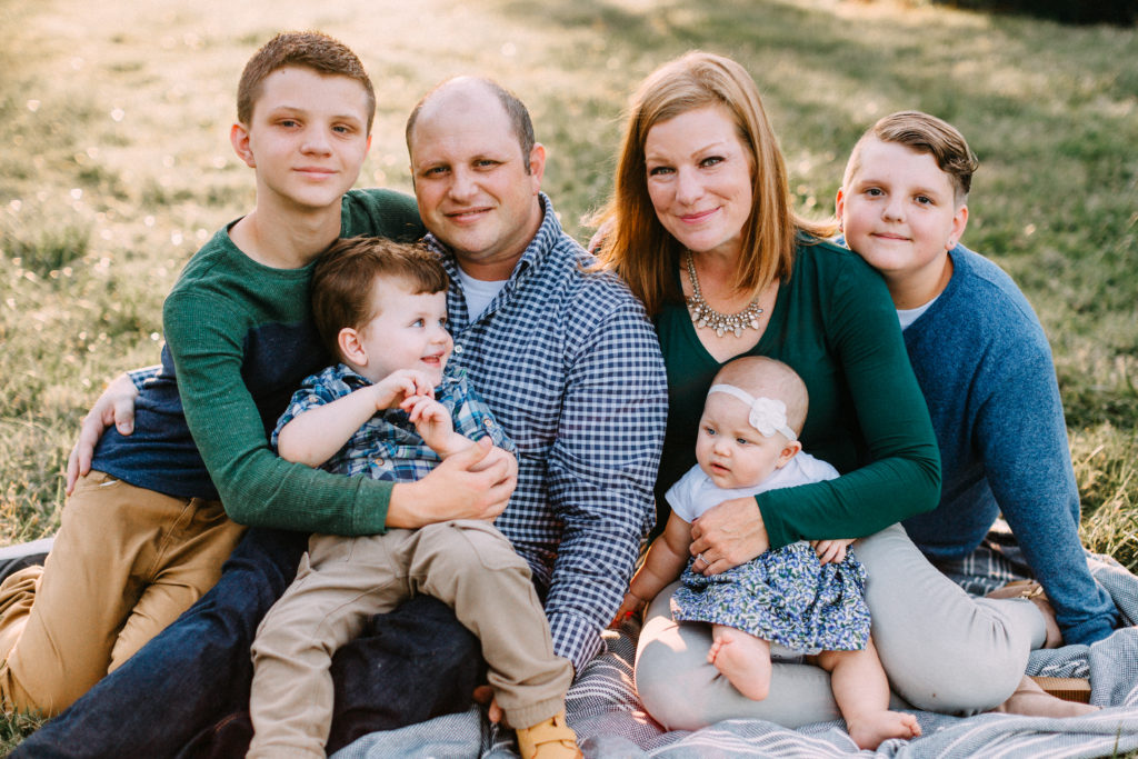 Ten Tips For A Successful Fall Family Photo Session